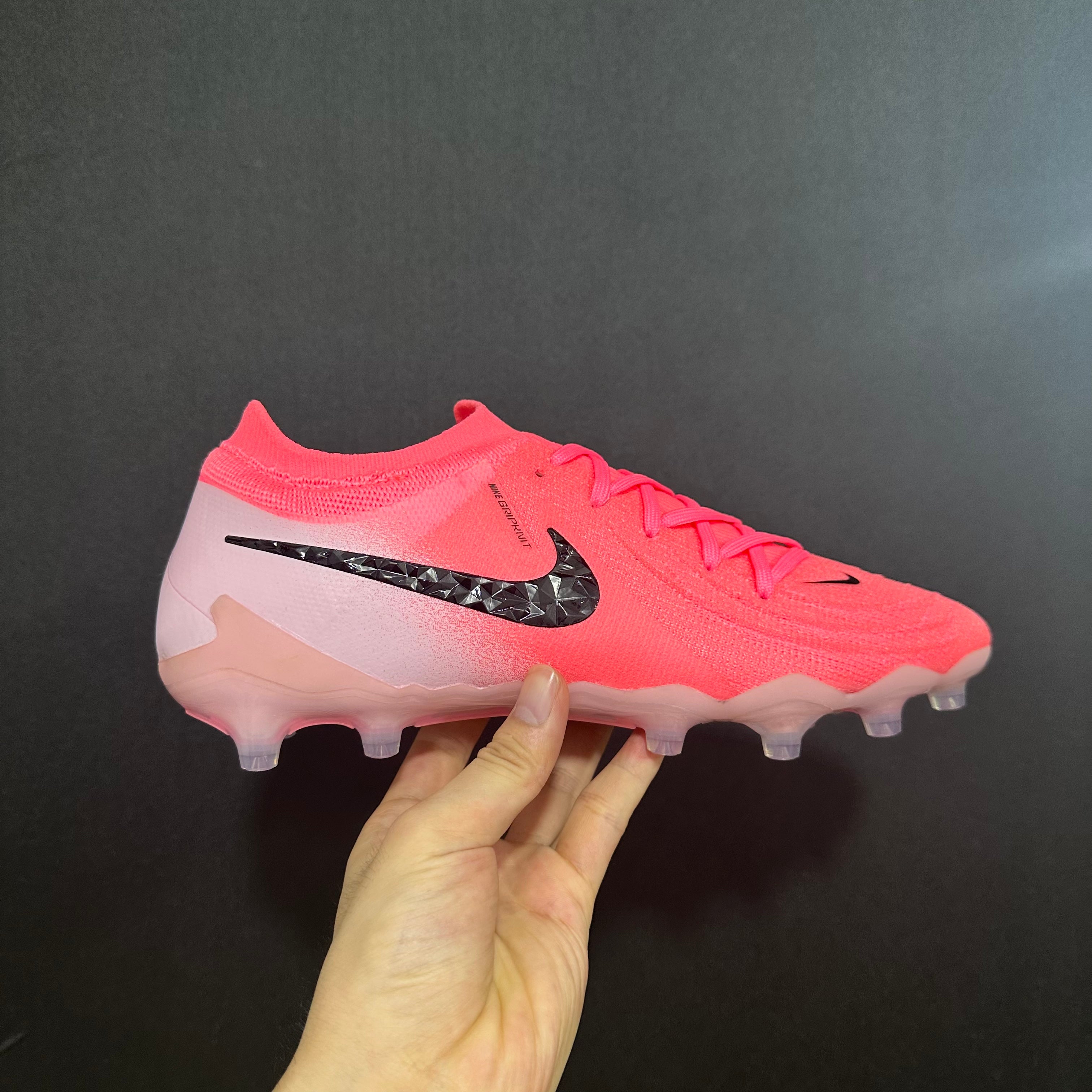 Phantom GX2 Elite AG – CLEATELITE